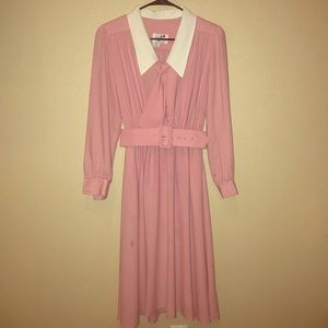 Vintage | Dresses | Vintage Collared Dress With Neck Tie And Belt ...